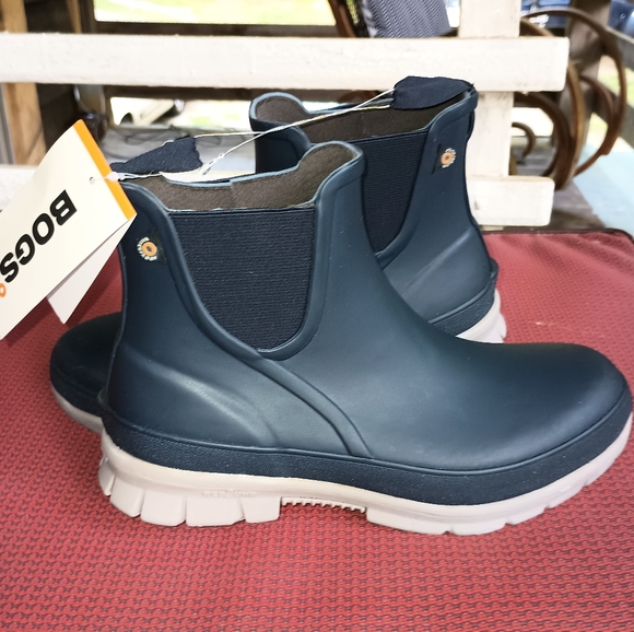 Bogs | Shoes | Bogs Amelia Slip On Rain Winter Boots In Navy Nwt | Poshmark